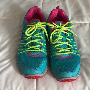 Women's Nike Shoes on Poshmark